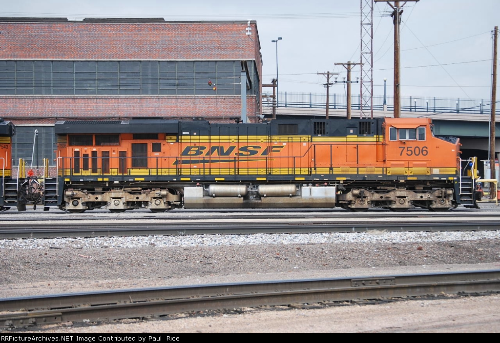 BNSF 7506